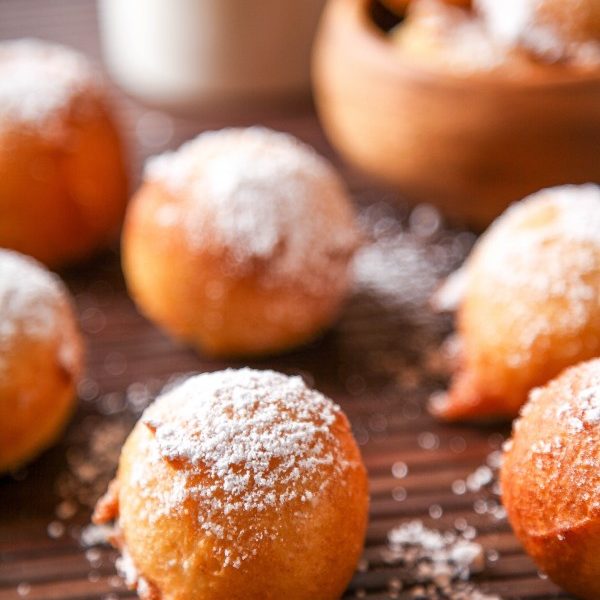 MY ITALIAN GRANDMA'S ZEPPOLE- Baking Beauty