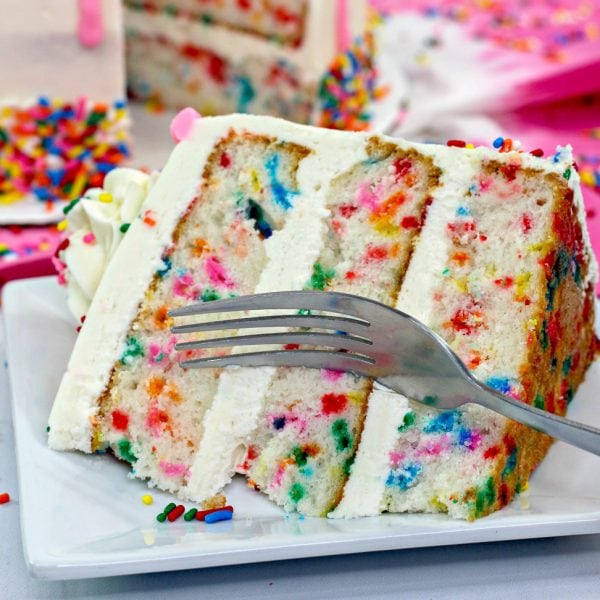 ULTIMATE FUNFETTI CAKE (Super Moist) - Baking Beauty