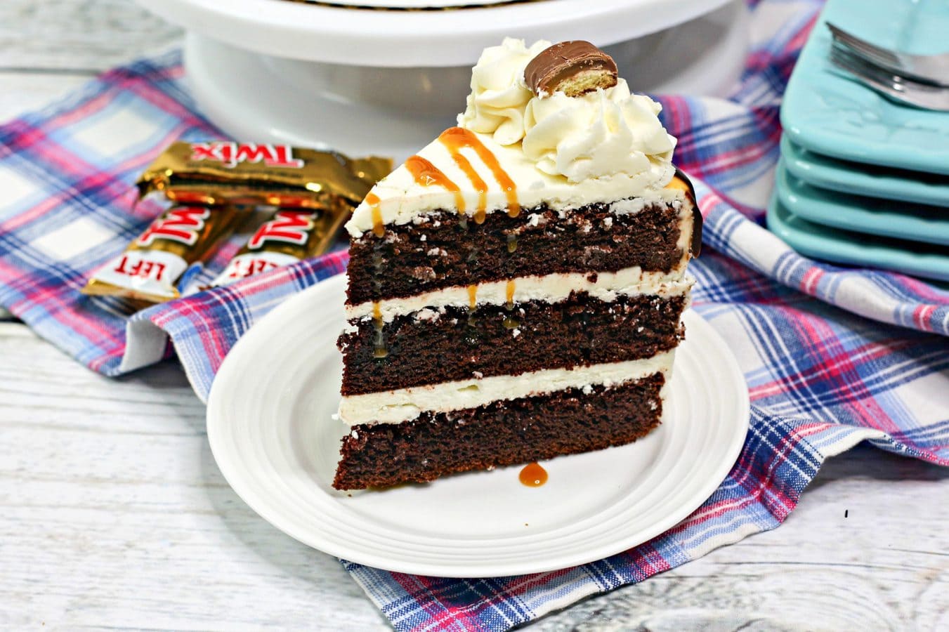 Twix Cake With Caramel Buttercream - Baking Beauty