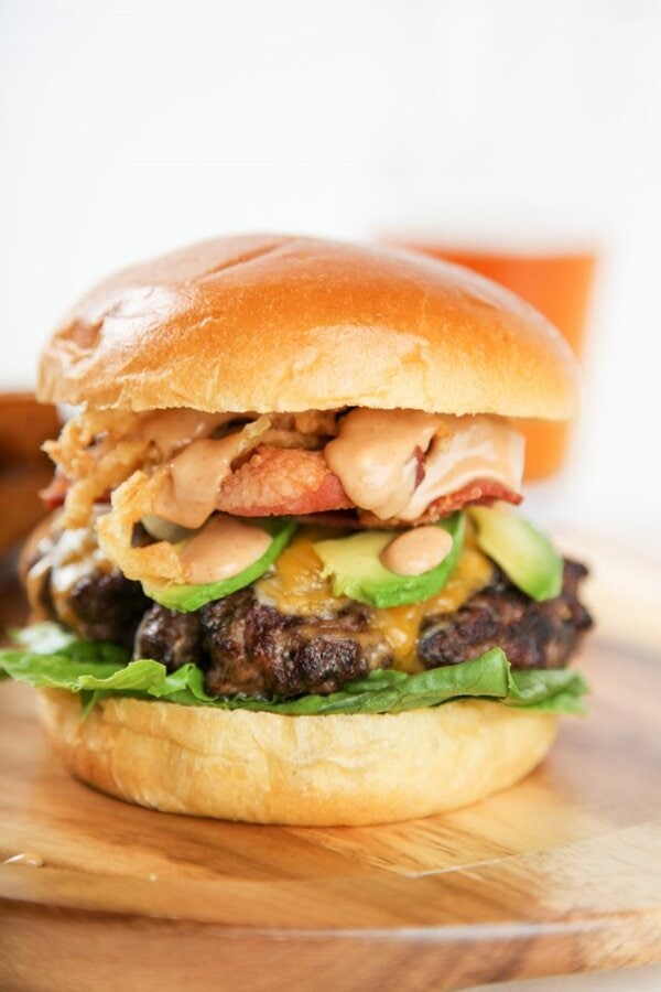 Juicy BBQ Burgers With Crispy Onions and Secret Sauce - Baking Beauty